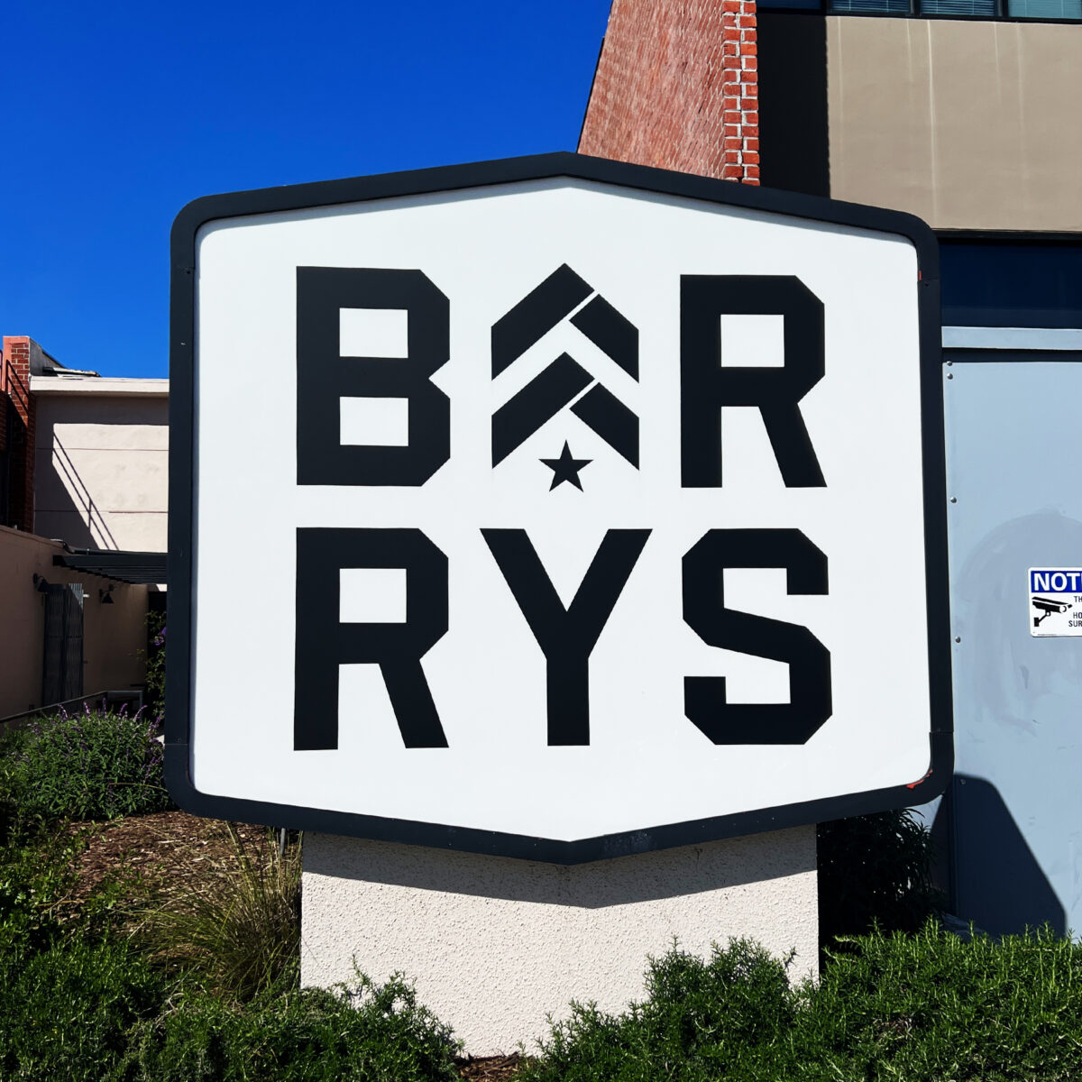 My Barry's Bootcamp Experience • Cold Brew Vibes • Los Angeles ...