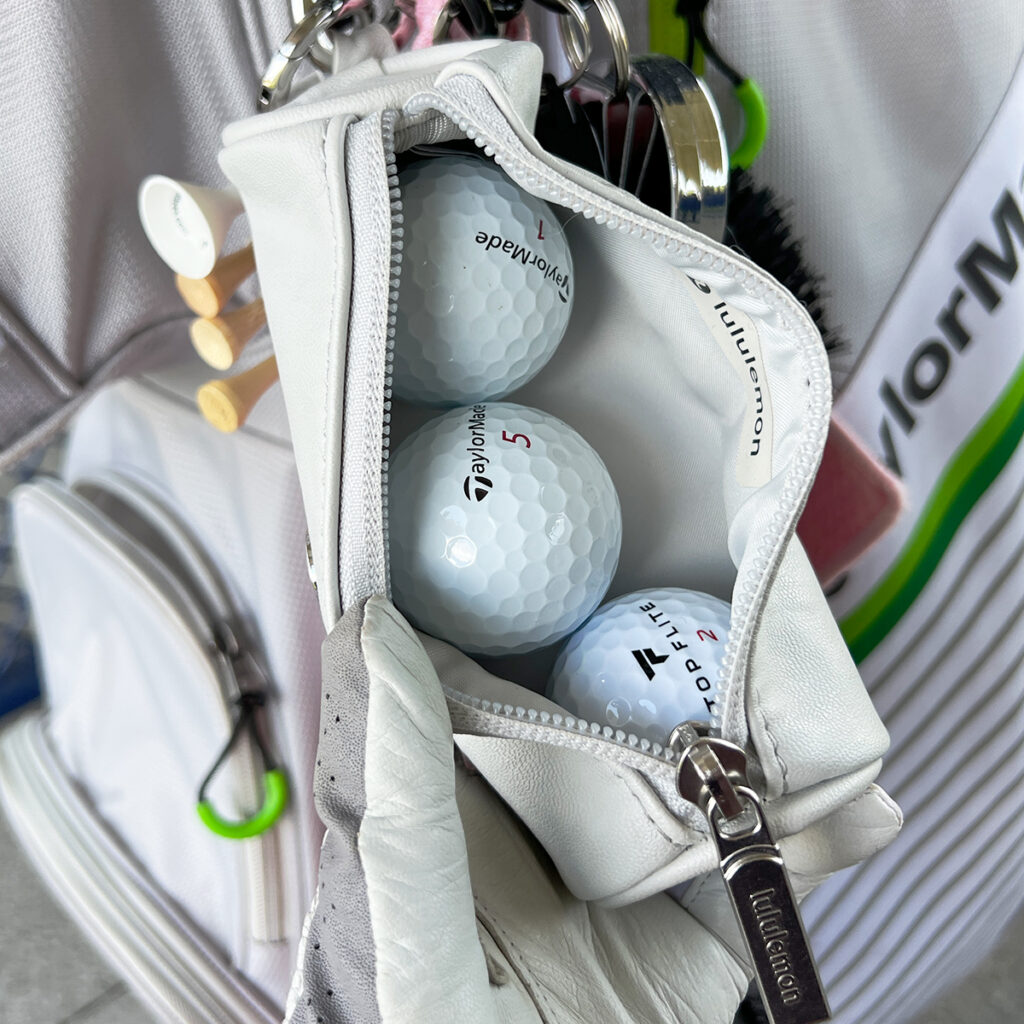 Ladies Golf Guide to Golf Bag Essentials • Cold Brew Vibes • Los ...